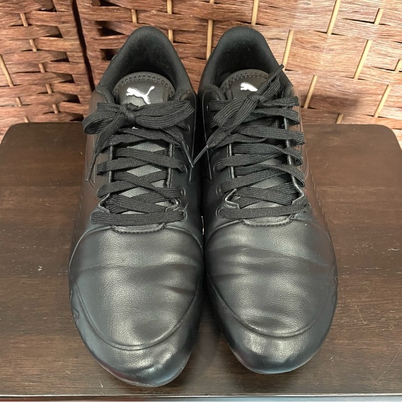 Puma | Shoes | Puma Men Black Lowtop Sneakers Sleek Minimalist Design ...